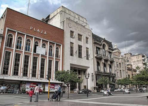 Guia de San Miguel de Tucumán que es la capital de la provincia de Tucumán