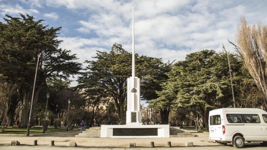Plaza Muñoz Gamero, Guía de Atracciones de la ciudad de Punta Arenas ...
