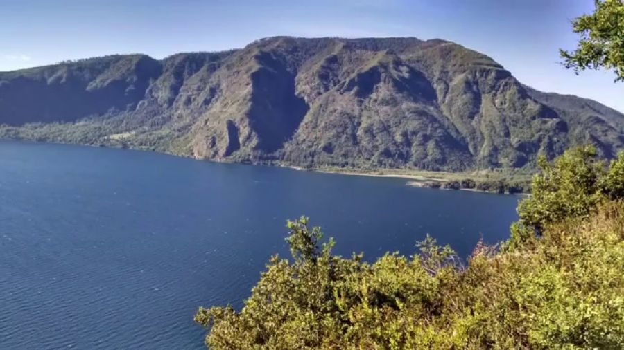 Lago Colico. Cunco - CHILE