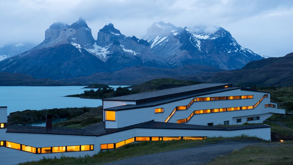 Hotel Explora en Torres del Paine. Hotel Salto Chico