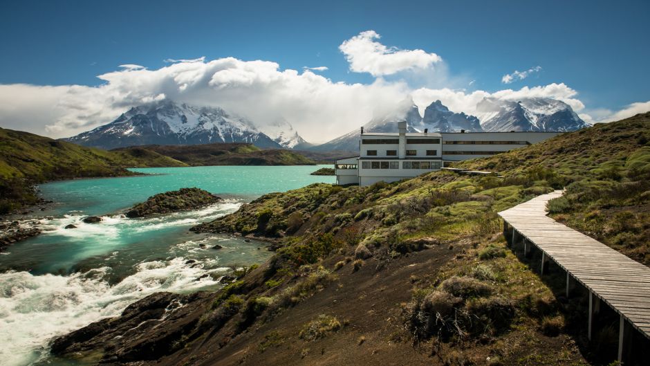 Hotel Explora en Torres del Paine. Hotel Salto Chico